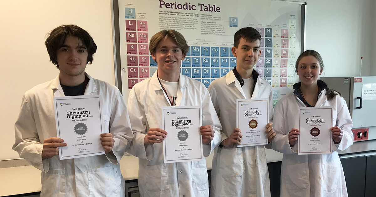 Young chemists come out on top in UK challenge